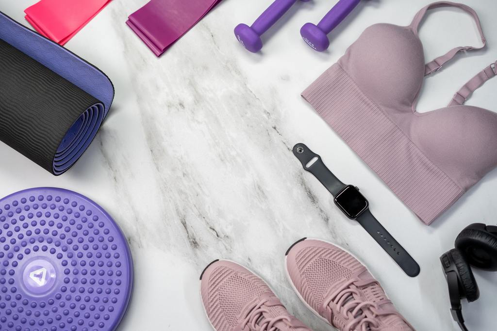 Best Fitness Tracker for an Active Lifestyle | Bliev